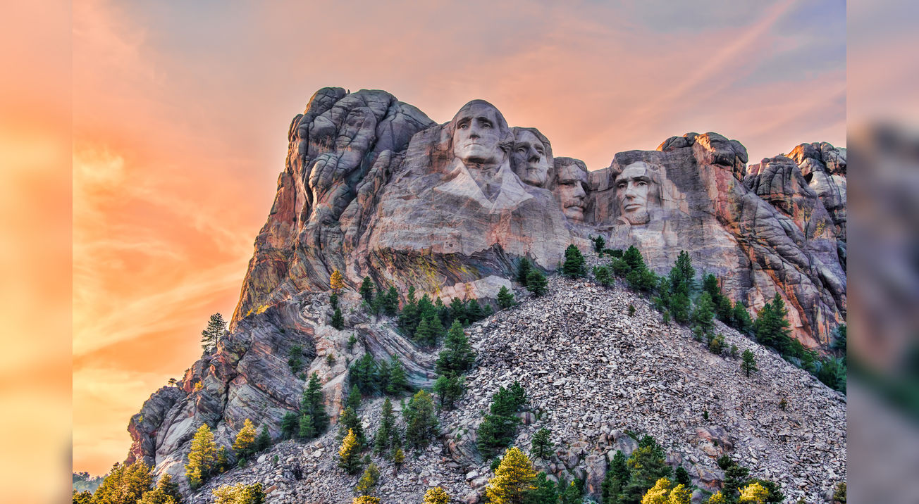 Mount Rushmore Travel Guide 2025 | Free PDF to print