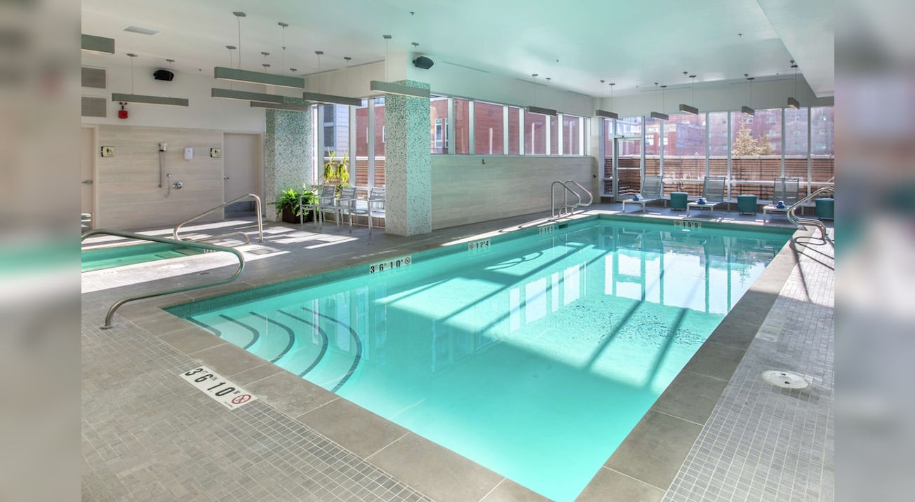 Hilton Garden Inn Calgary Downtown - Canada: Photos and reviews