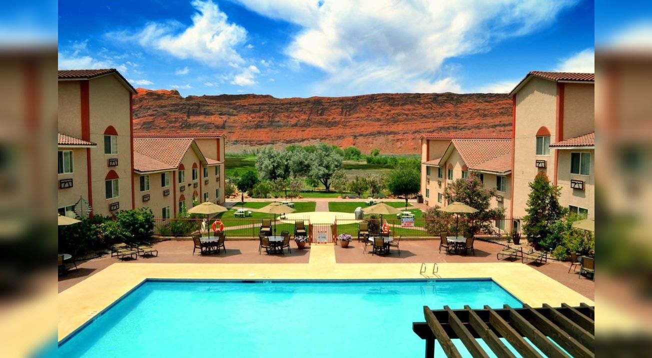 Aarchway Inn Hotel - Moab : Rates, photos and reviews