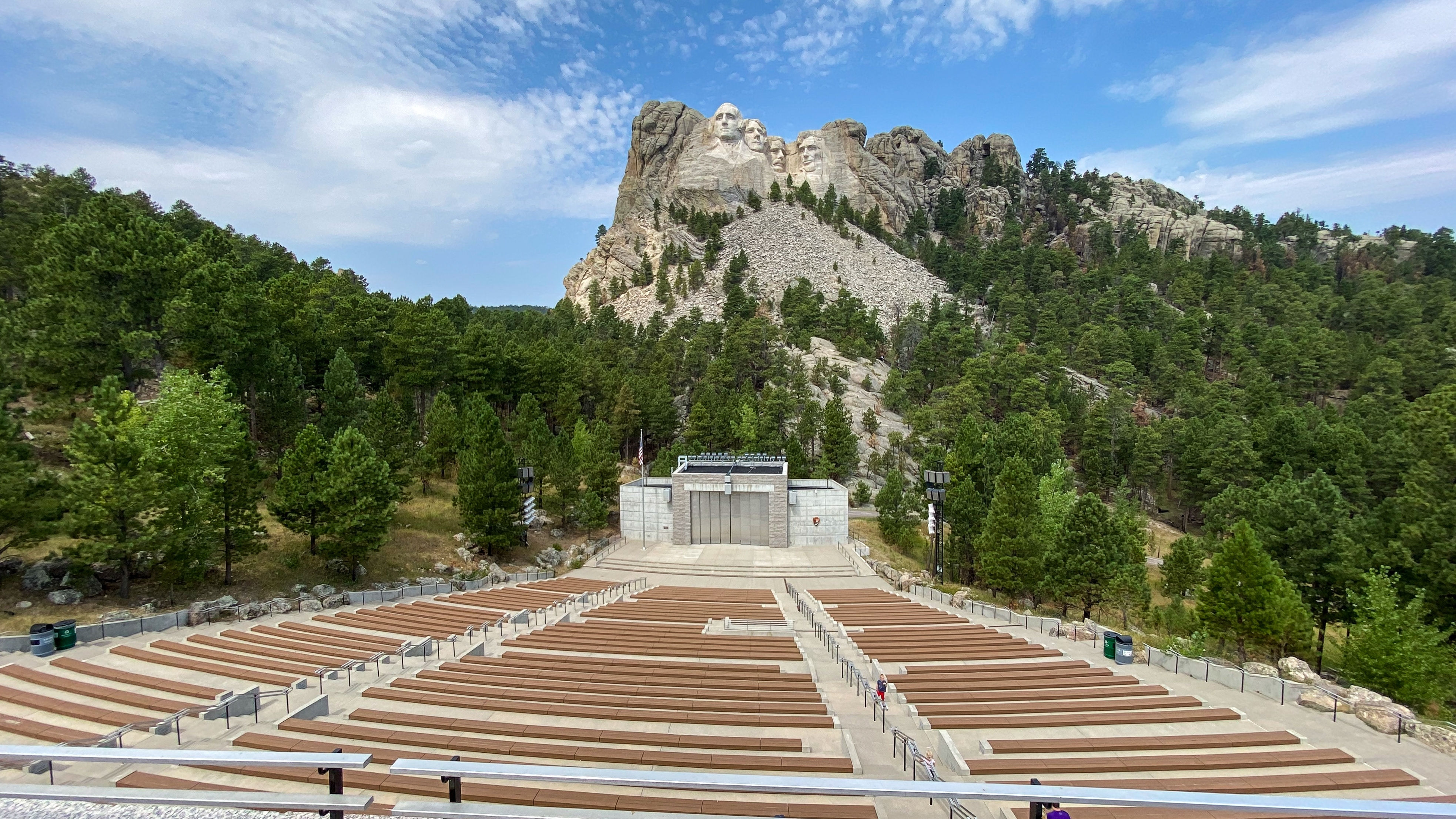 Mount Rushmore Travel Guide 2026 | Free PDF to print