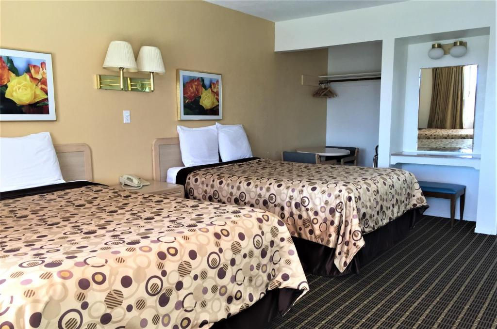 Ramblin Rose Motel - Kingman : Rates, photos and reviews